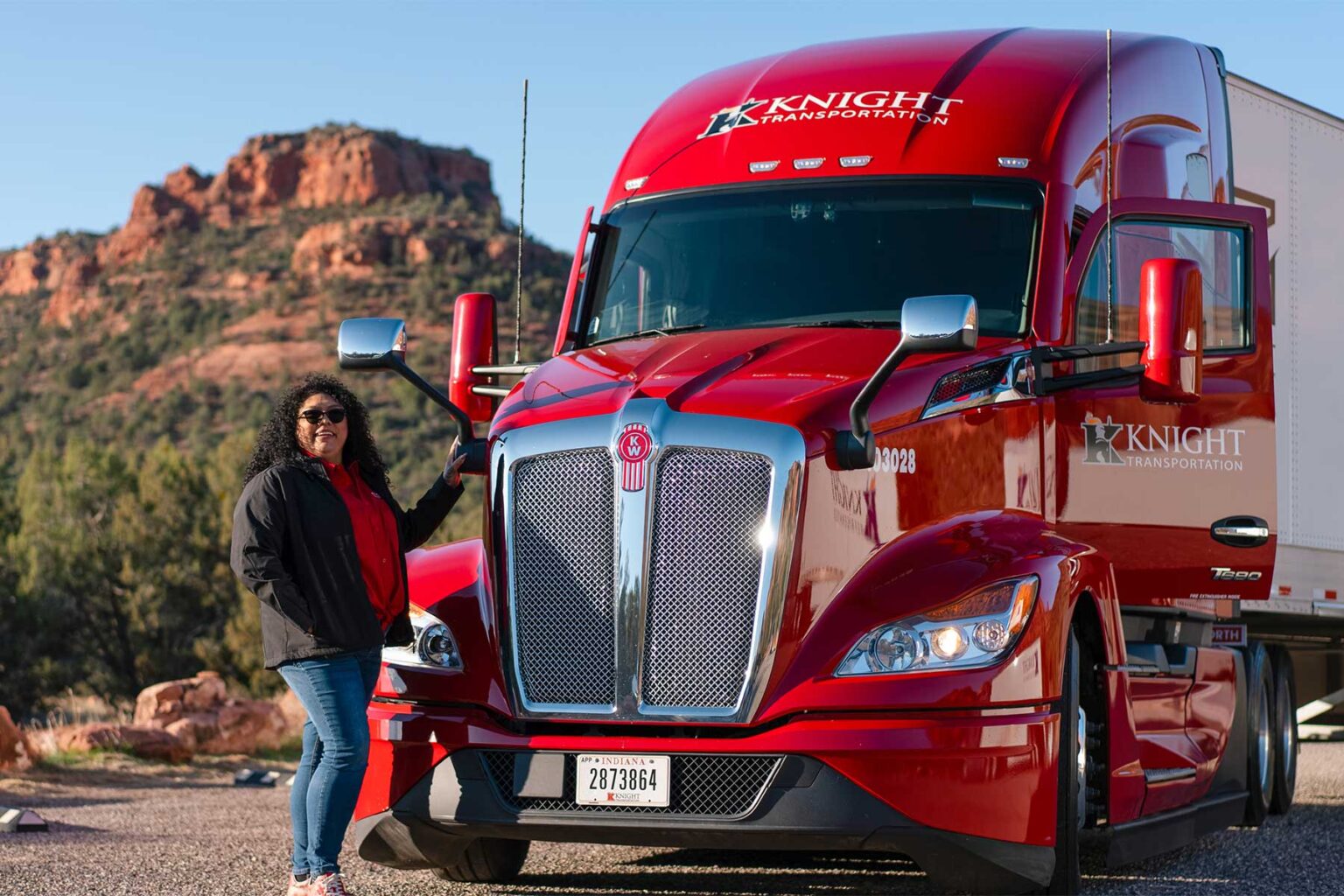 Team CDL Truck Driving Jobs | Drive for Knight Transportation!