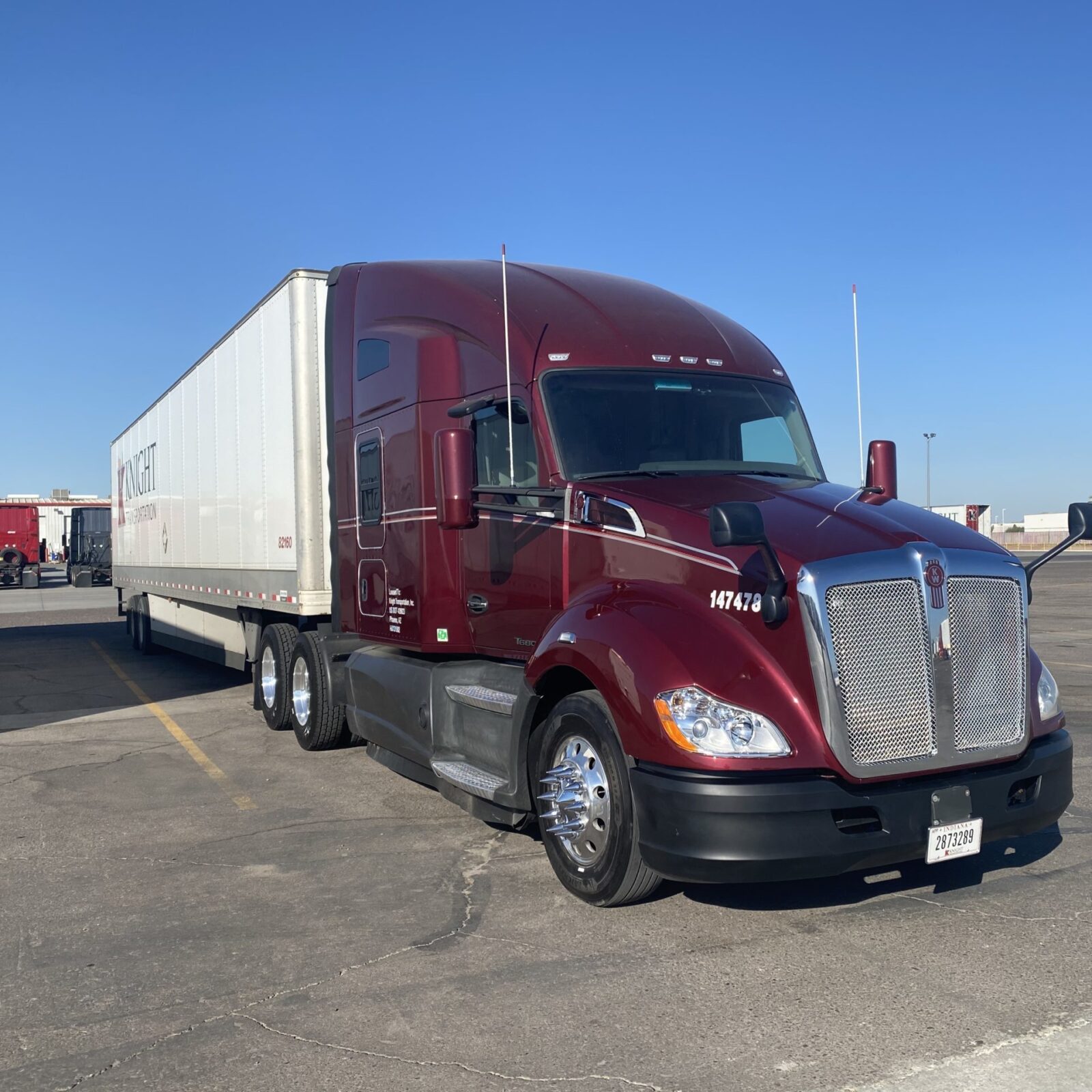 What is Dry Van Trucking? | Understanding Enclosed Freight Trailers