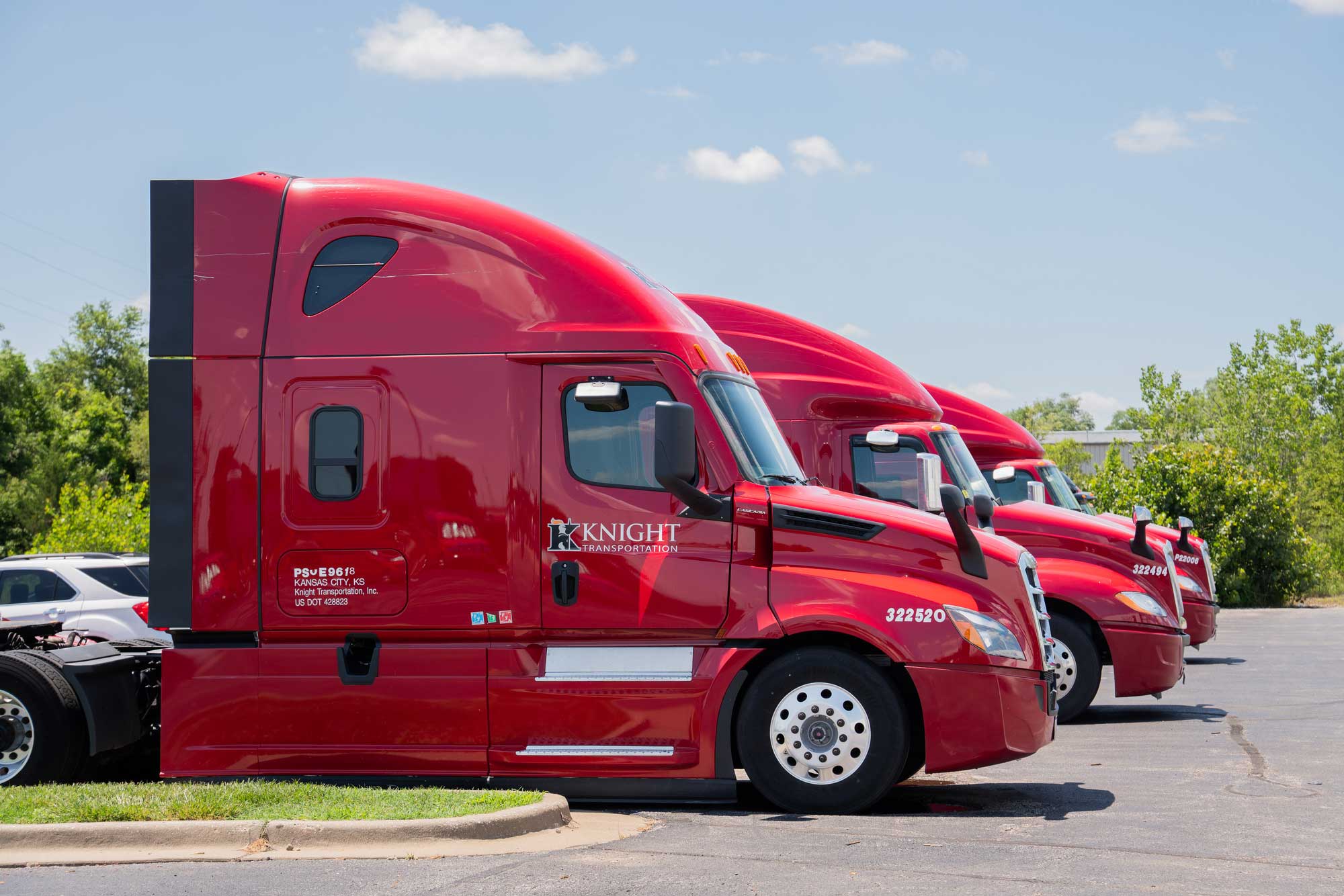 Knight Transportation Trucking Terminal in Kansas City | Join Our Team!