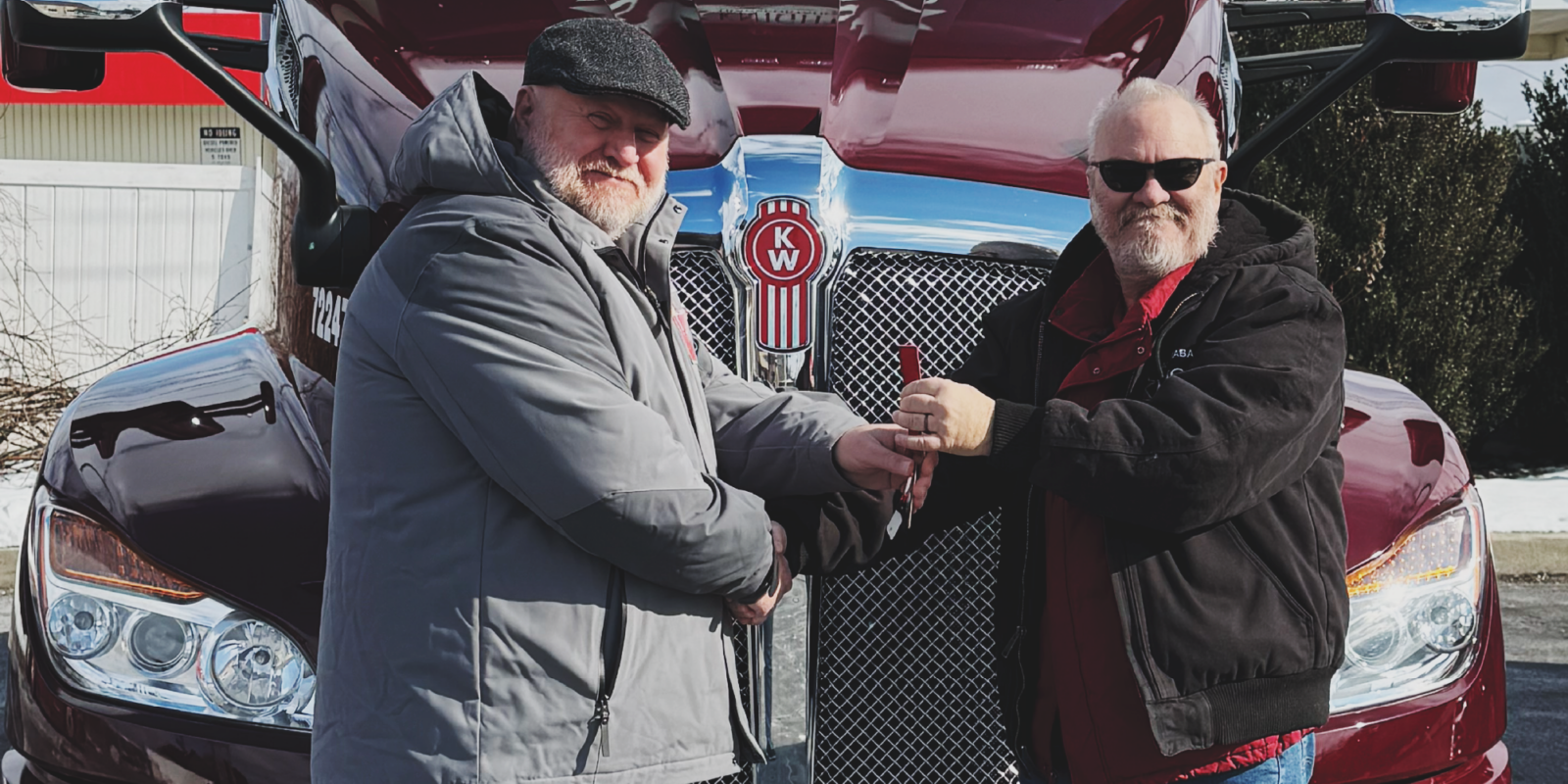 Welcoming Sean H. to the Million Mile Club | Knight Transportation